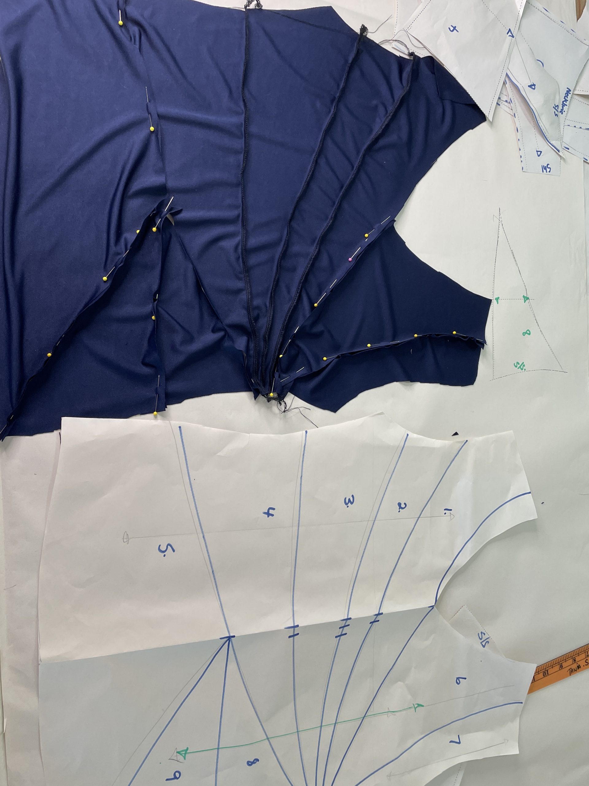 How to cut out designs in pattern - Tania Sutherland